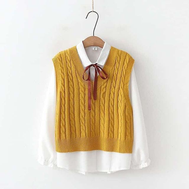 Jual Vest Wanita / Rompi Rajut kekinian /Rompi Korean Style / Rompi ...
