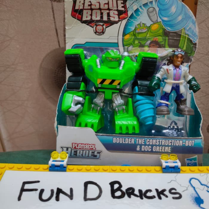 Jual Mainan Anak Robot Playskool Boulder The Construction Bot & Doc ...