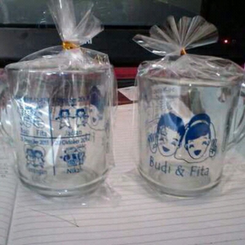 Jual souvenir gelas kaca mug cangkir kopi plus sablon custom nama ...