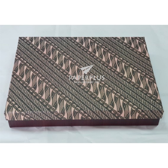 Jual Kotak Kado / Kotak Hadiah / Gift Box Persegi Batik Coklat Bintik ...