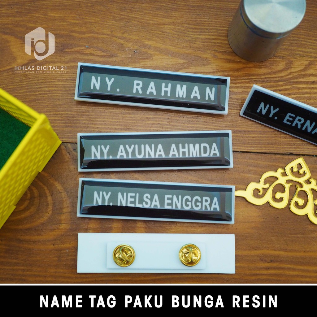 Jual Papan Nama Dada Name Tag Akrilik Paku Bunga Resin [Minimal 3 Pcs ...