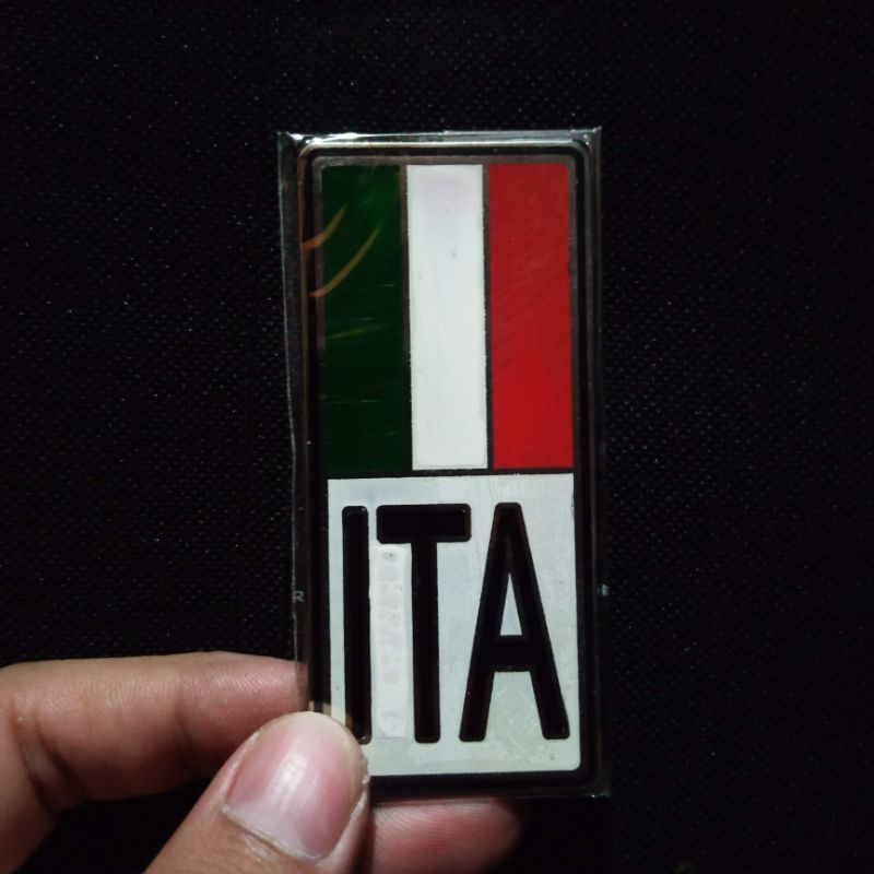 Jual Emblem Emblim Plat Motor Vespa Italy | Shopee Indonesia