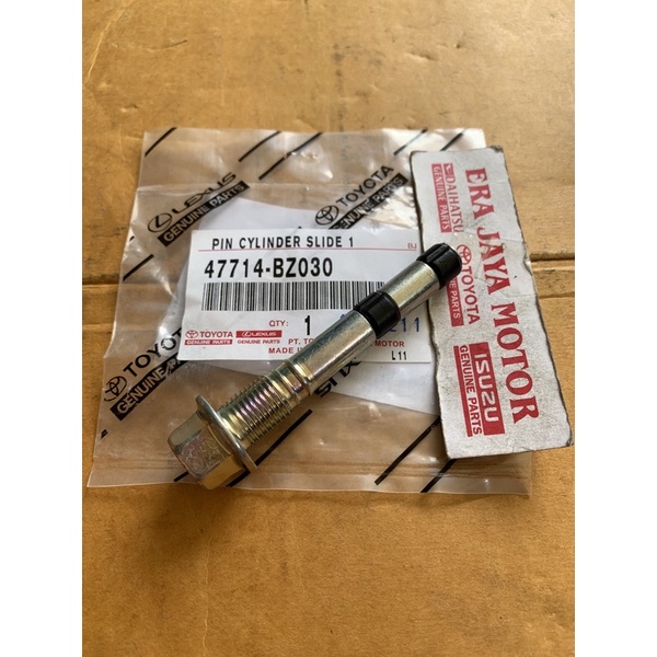 Jual baut pen caliper bagian atas 47714-BZ030 ayla agya original ...