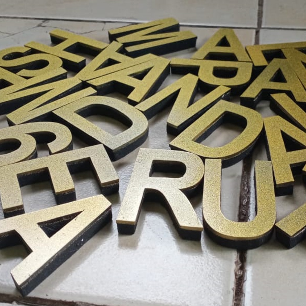 Jual Huruf Timbul & Papan Nama Pelat Galvanis uk 15 cm Warna Hitam ...