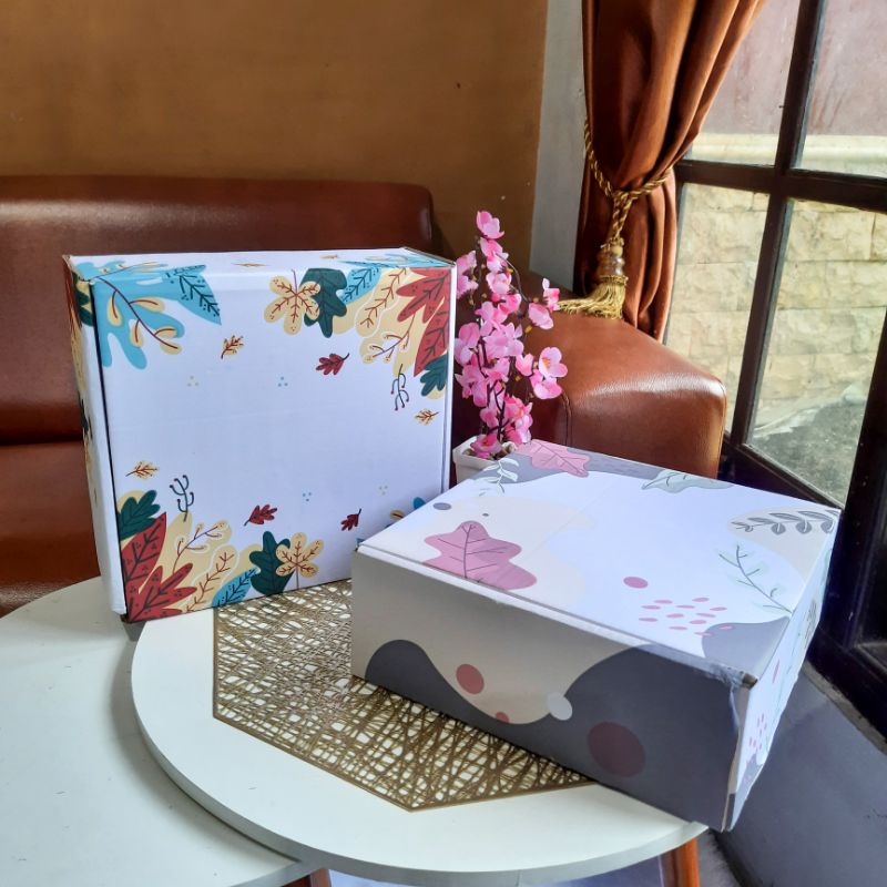 Jual Box No Brand Kotak Pembungkus Kado Simple Lucu Kardus Lipat ...
