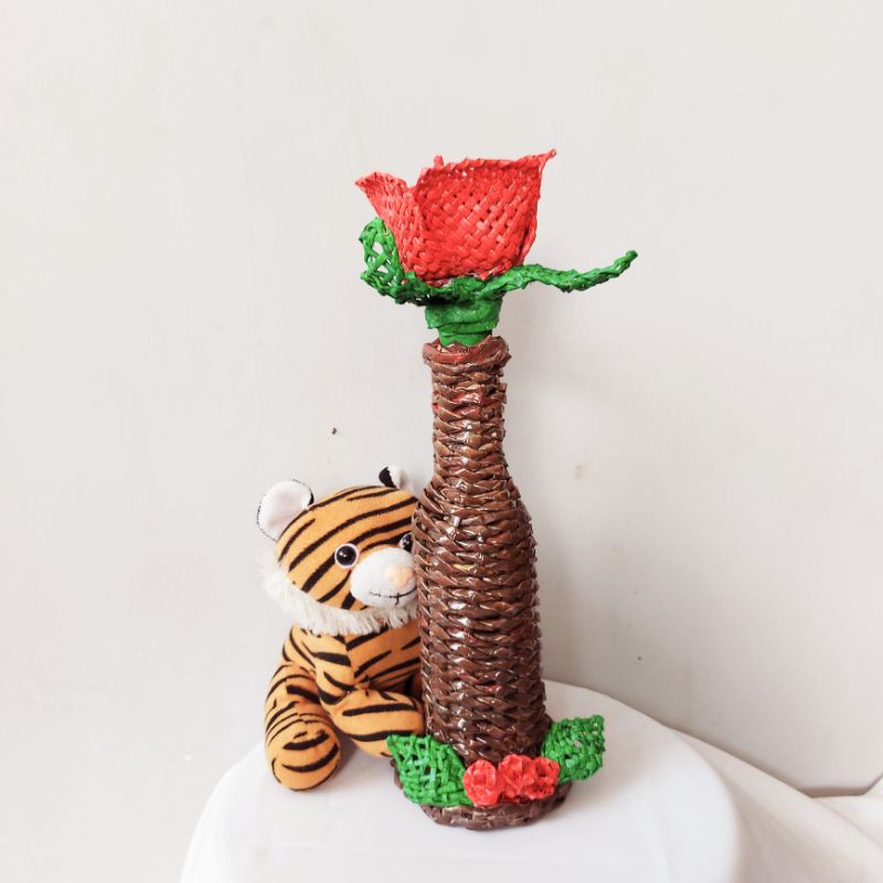 Jual Handicraft - Bunga Mawar dalam Botol Anyaman Kertas | Shopee Indonesia