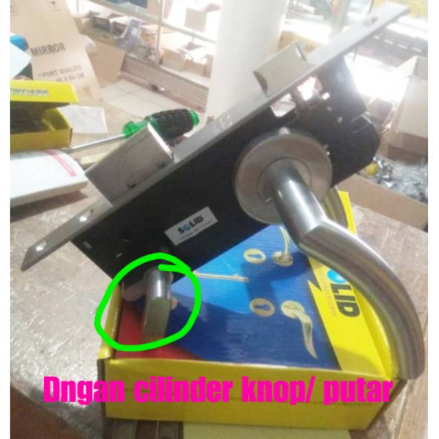 Jual KUNCI PINTU ASLI SOLID /KUNCI PINTU SOLID KOMPLIT DNG CILINDER ...