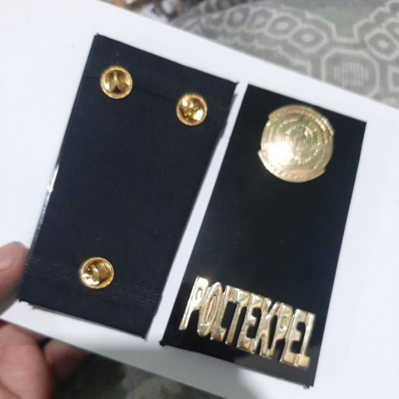 Jual efolet poltekpel surabaya segi empat akrilik hitam mengkilap ...