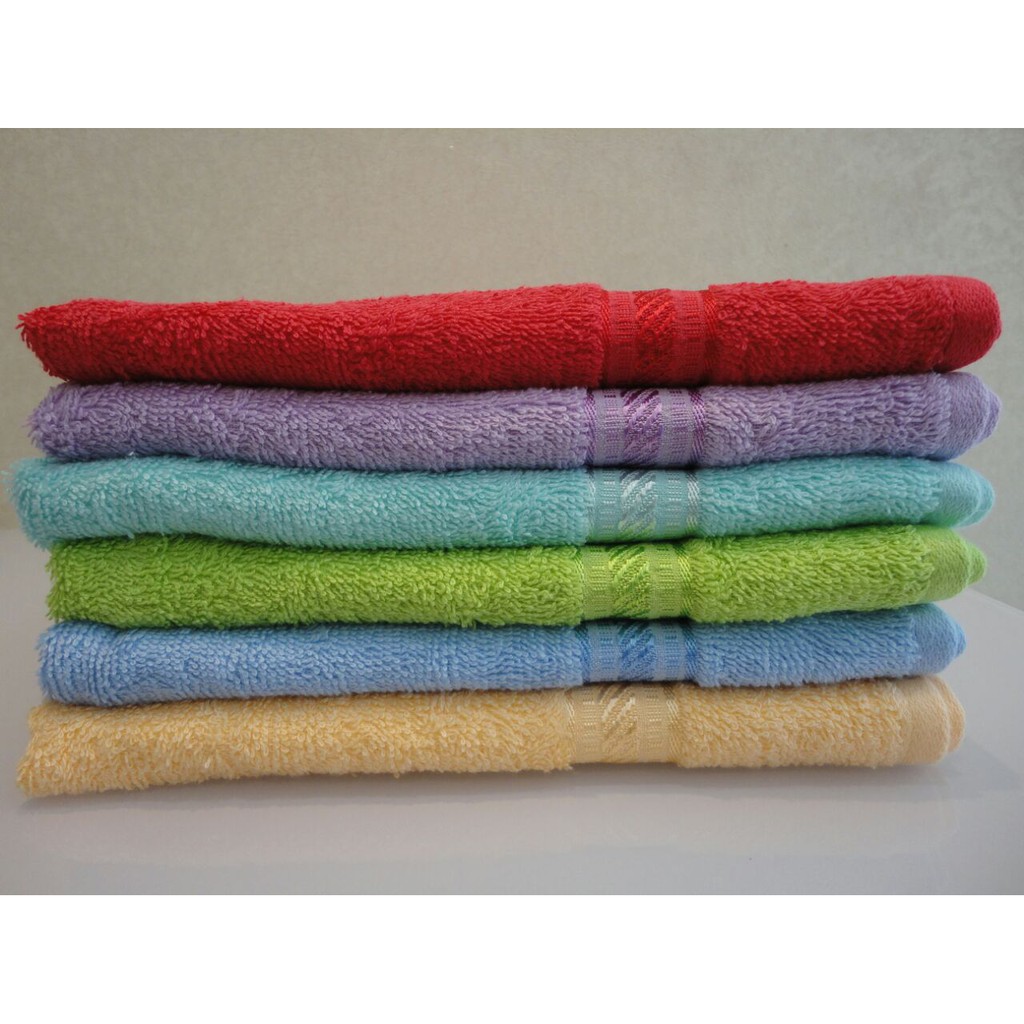 Jual Handuk Merah Putih 30 x 70 | Shopee Indonesia