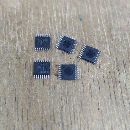 Jual IC CRYSTAL / CRISTAL / KRISTAL CY2212 PS2 10000/30000/18000/5000 ...