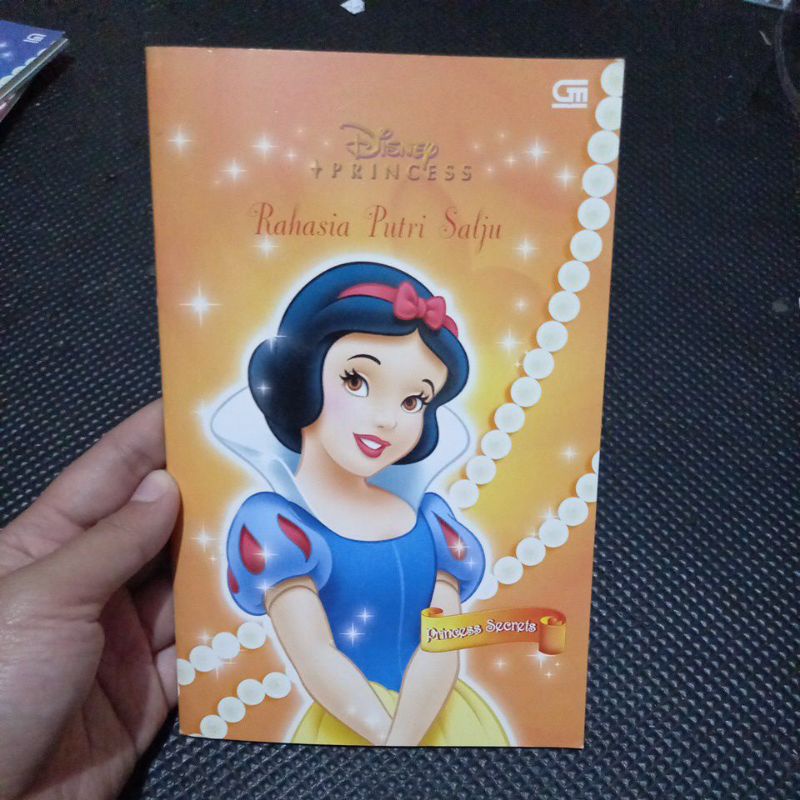 Jual dongeng Disney Princess Ariel, Cinderella, Putri Salju. Operet ...