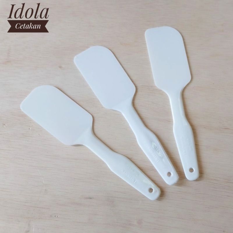Jual Solet Spatula Plastik Adonan Kue Putih | Shopee Indonesia