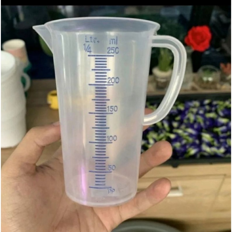 Jual gelas takaran air/ 250 ml/ gelas ukur plastik merek greenleaf 1828 | Shopee Indonesia