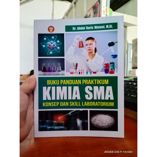 Jual BUKU PANDUAN PRAKTIKUM KIMIA - KONSEP DAN SKILL LABORATORIUM / BUKU KIMIA SMA | Shopee ...