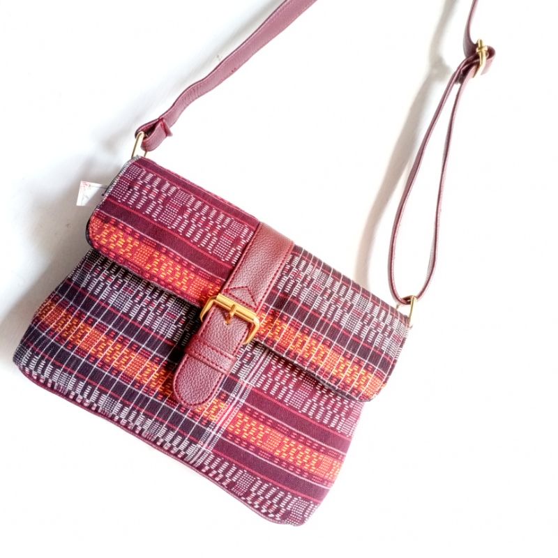 Jual Tas Etnik Tenun Ulos Batak 28*5*17 (Nopita_Stp) | Shopee Indonesia