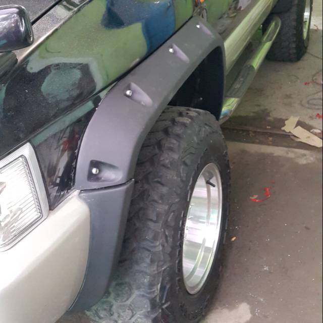 Jual Over fender nissan terrano tipe Grandroad Kingsroad spirit model ...