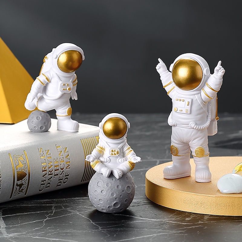 Jual Astronot Space Figure Toys / Mainan Anak / Hiasan Kue Ulang Tahun ...