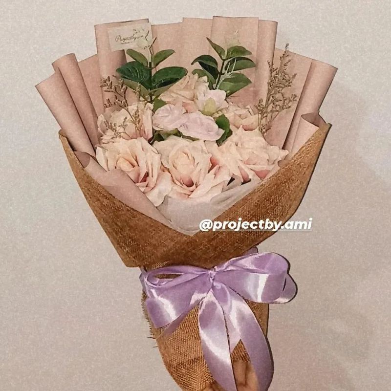 Jual ameena artificial / buket wisuda /buket bunga/buket sempro/buket ...