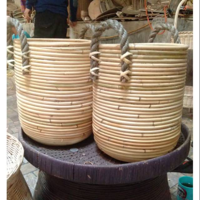 Jual POT BUNGA ROTAN KLASIK TALI TAMBANG | Shopee Indonesia