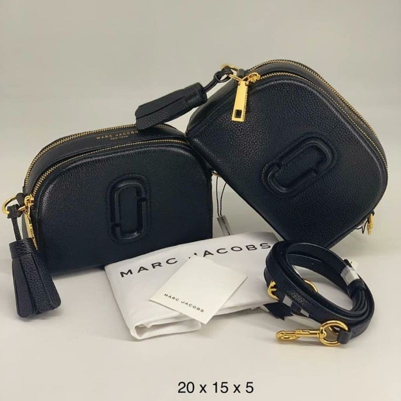 Jual Marc Jacobs shutter black | Shopee Indonesia