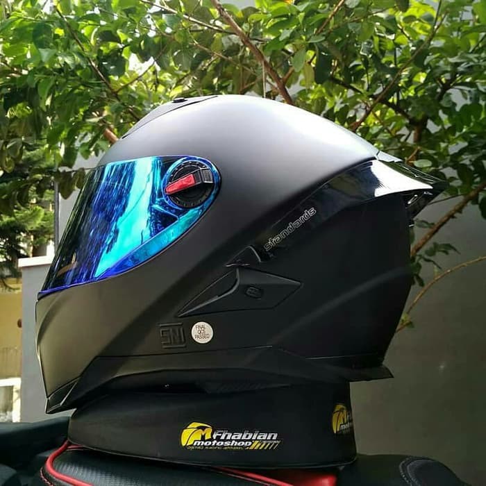 Jual Helm Snail ffs1 Black Matt + Spoiler model Gp-R | Shopee Indonesia