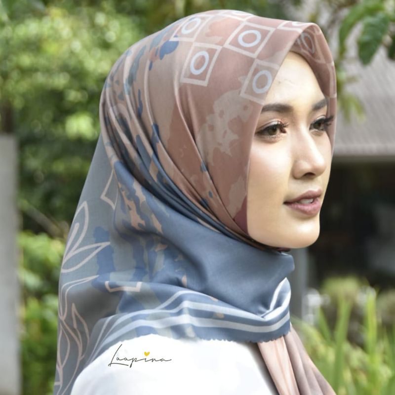 Jual Hijab Voal Ultrafine tryspan by Loopina | Shopee Indonesia