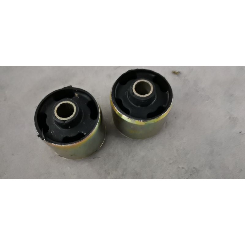 Jual Dudukan mesin atau Engine Mounting bulat motor roda tiga Viar ...