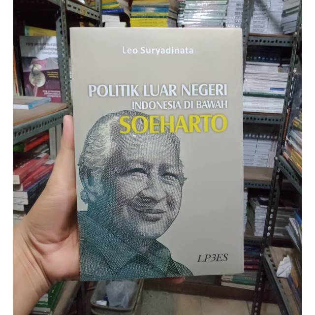 Jual Politik luar negri indonesia di bawah soeharto | Shopee Indonesia