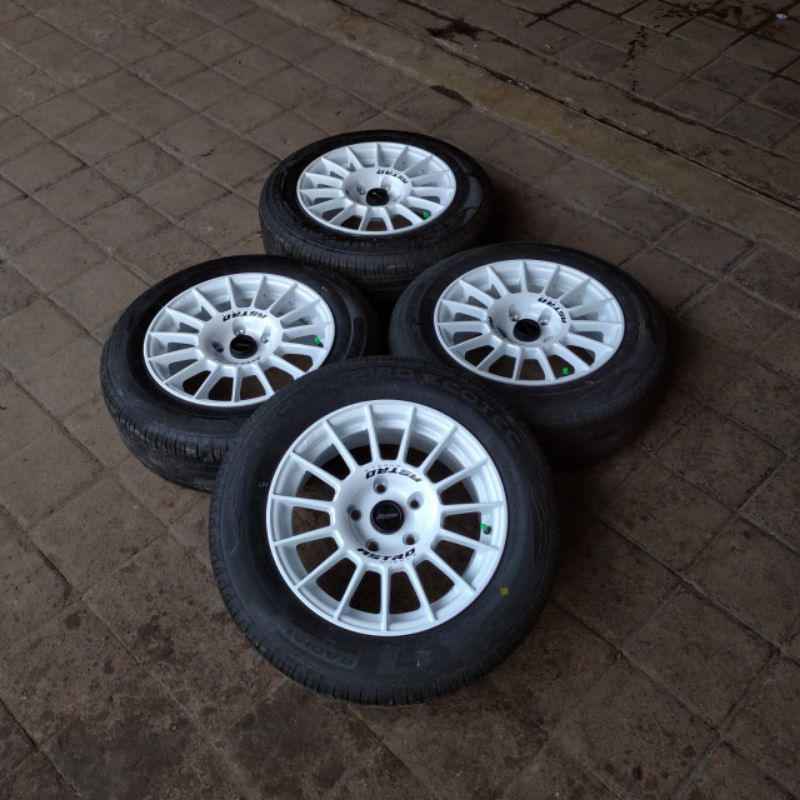 Jual VELG MOBIL BEKAS COPOTAN ERTIGA TIPE RACING RALLY RING 15+BAN GT ...