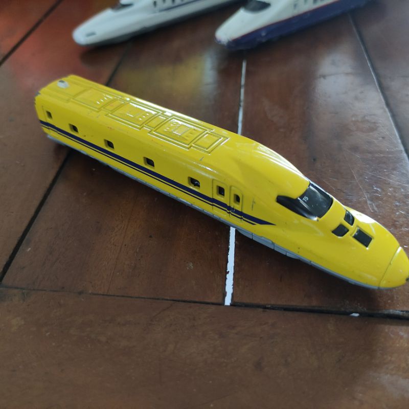 Jual Takara Tomy Diecast Shinkansen N700 Dr Yellow Mainan Kereta Api ...