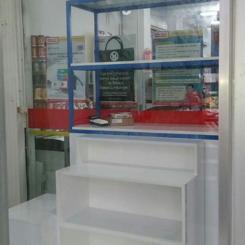 Jual Meja Kasir Laundry / Meja Counter / Lemari Rak / Meja Kasir ...