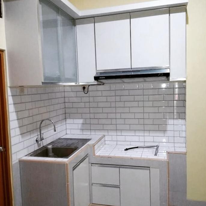 Jual Kitchen Set Minimalis Ukuran Total 2Meterx2 Kayu Bloktik ...