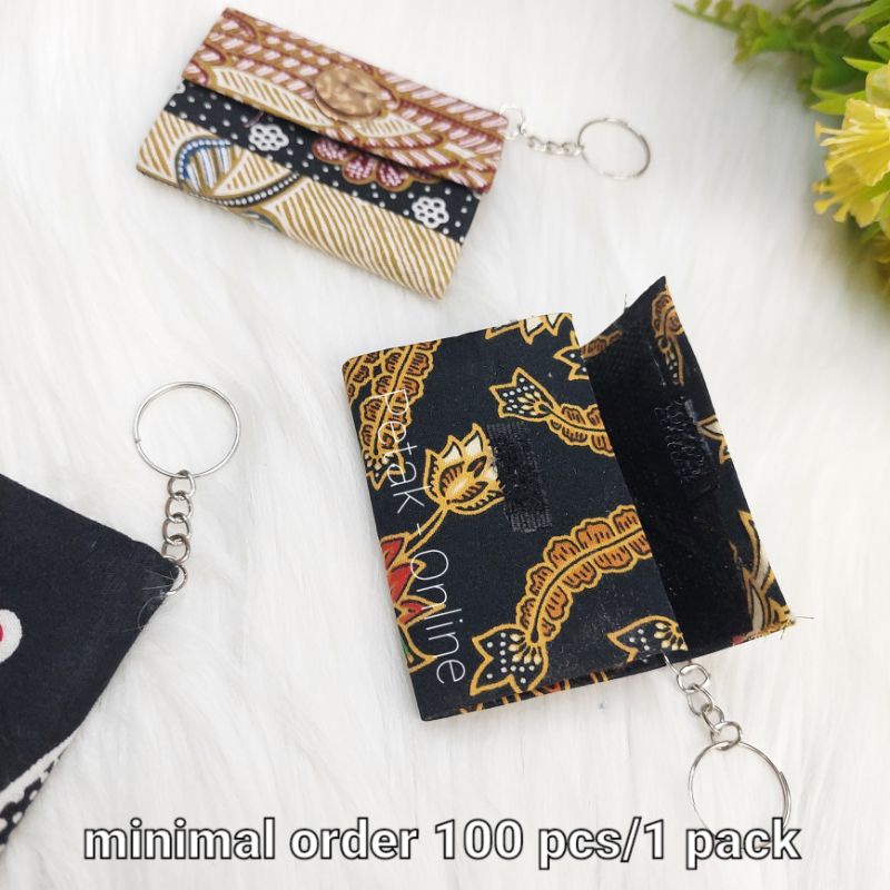 Jual 100 Pcs, Gantungan Kunci Dompet Motif Batik Kemasan Plastik | Shopee Indonesia