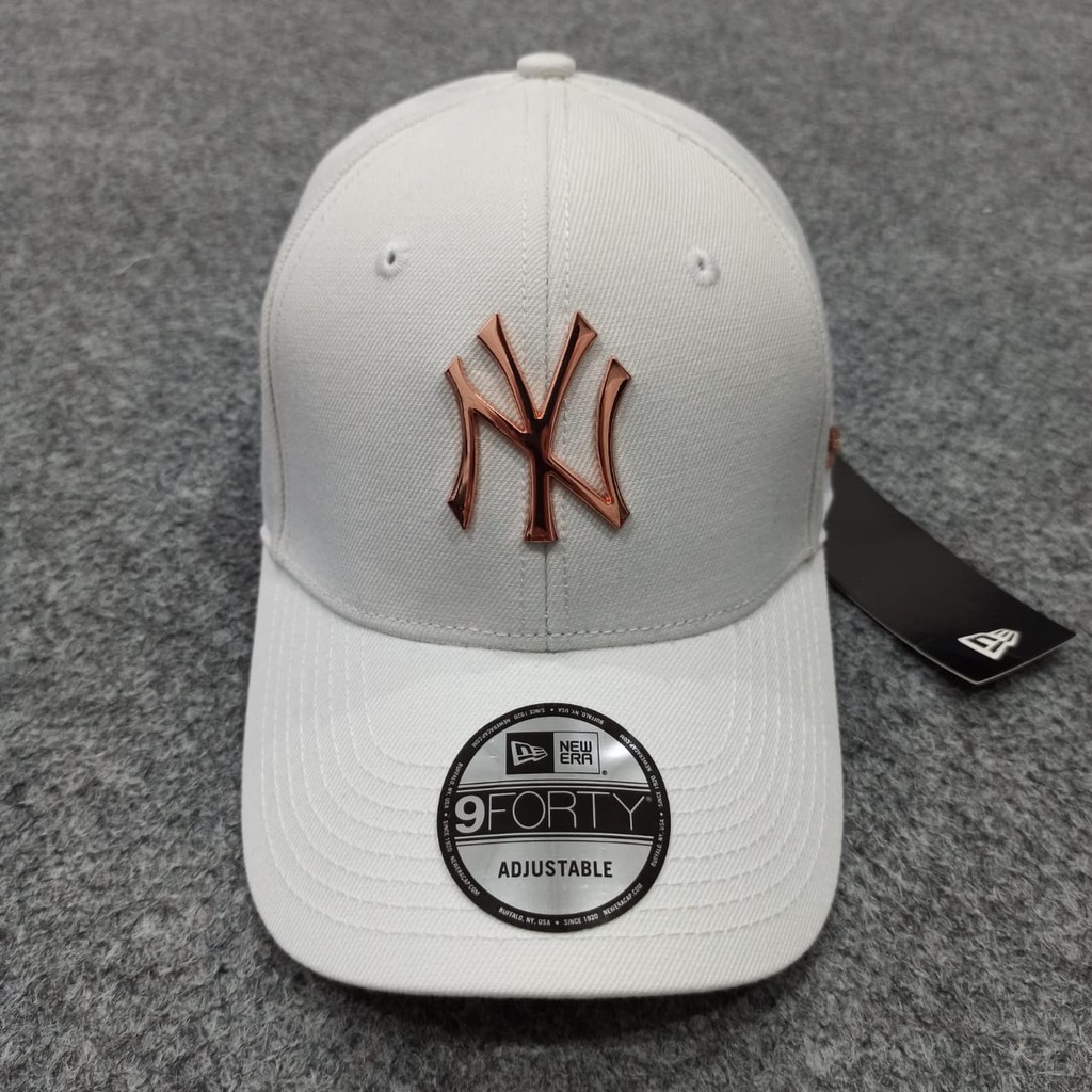 Jual G-003 Topi NY New era White Logo Gold Iron | Shopee Indonesia