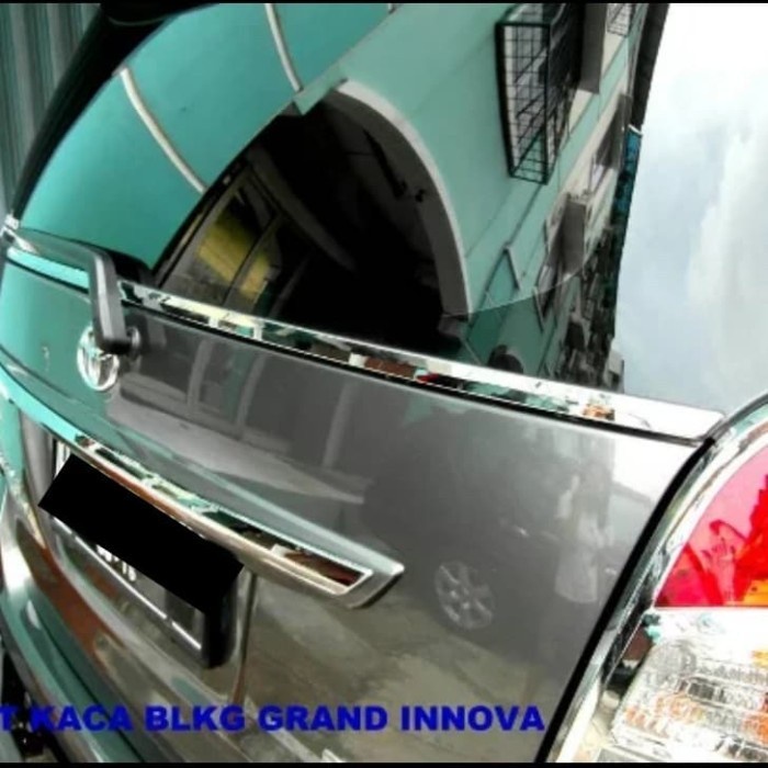 Jual List lis pintu kaca belakang chrome grand new Innova 2004-2015 ...