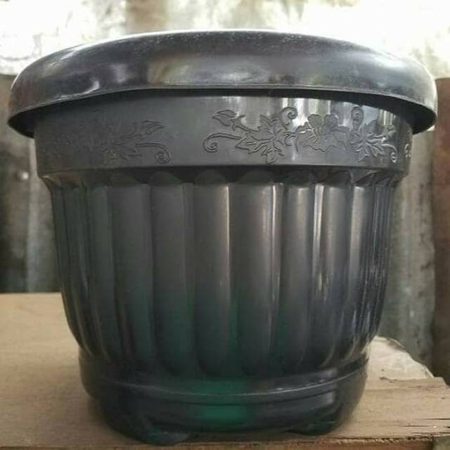Jual Pot Bunga NKH Nikita 30 Hitam - Pot 30 - Pot Hitam | Shopee Indonesia