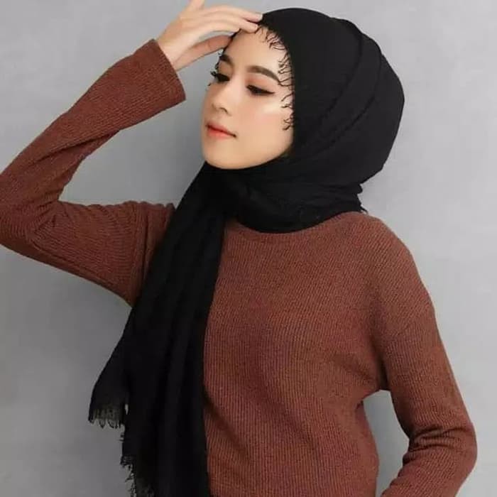 Jual PASHMINA CRINCLE LAVANYA ONLY HITAM | Shopee Indonesia