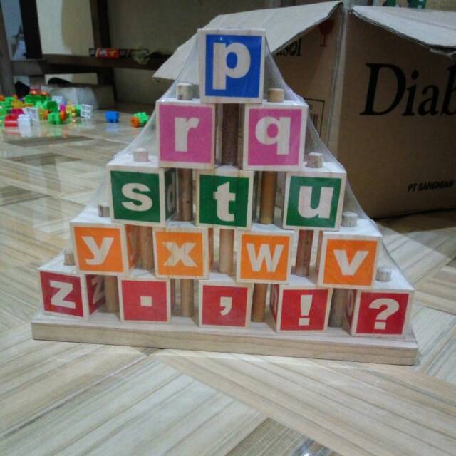 Jual Mainan edukasi/balok susun huruf Piramida | Shopee Indonesia