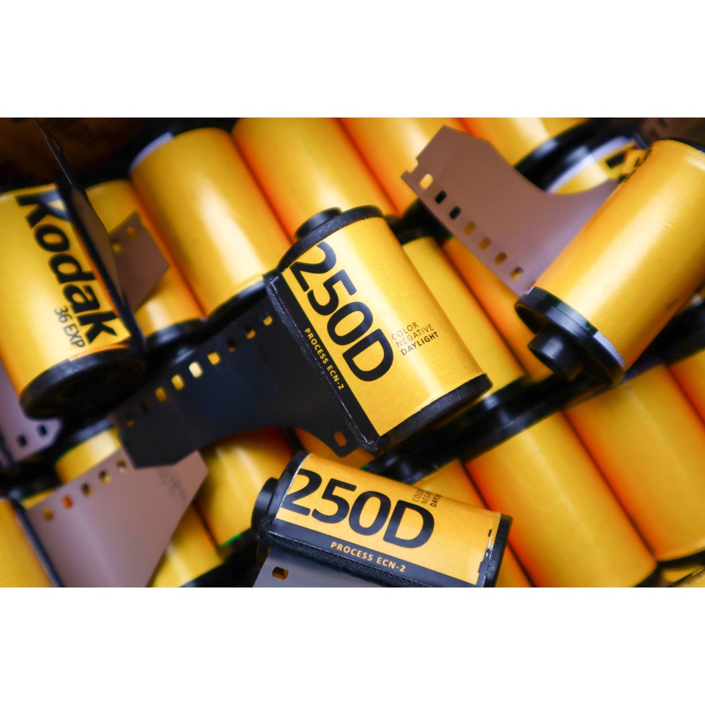 Jual Roll Film 35 Kodak Vision 250D Handrolled by Analogue Films ...