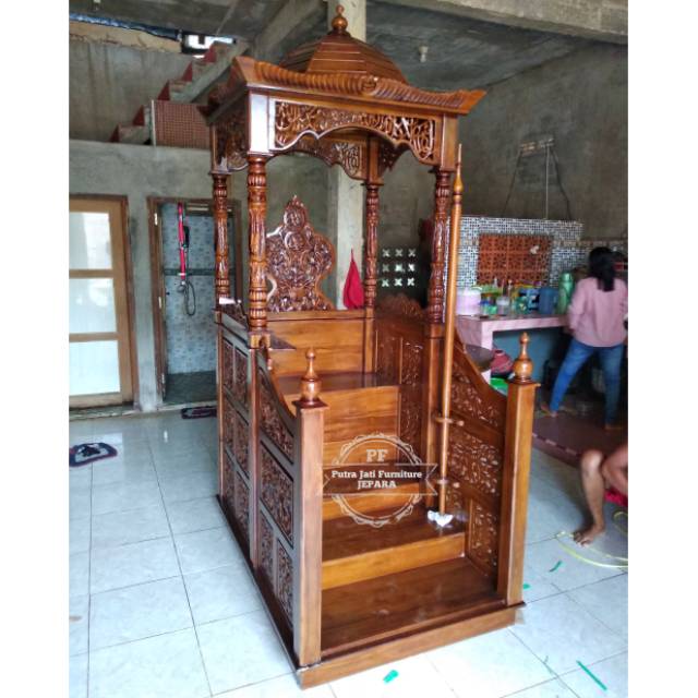 Jual Mimbar Masjid Ukir Kayu Jati Jepara, Mimbar Khotbah Besar Model ...