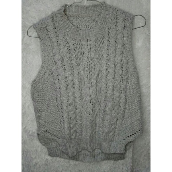 Jual vest rajut kepang warna abu | Shopee Indonesia