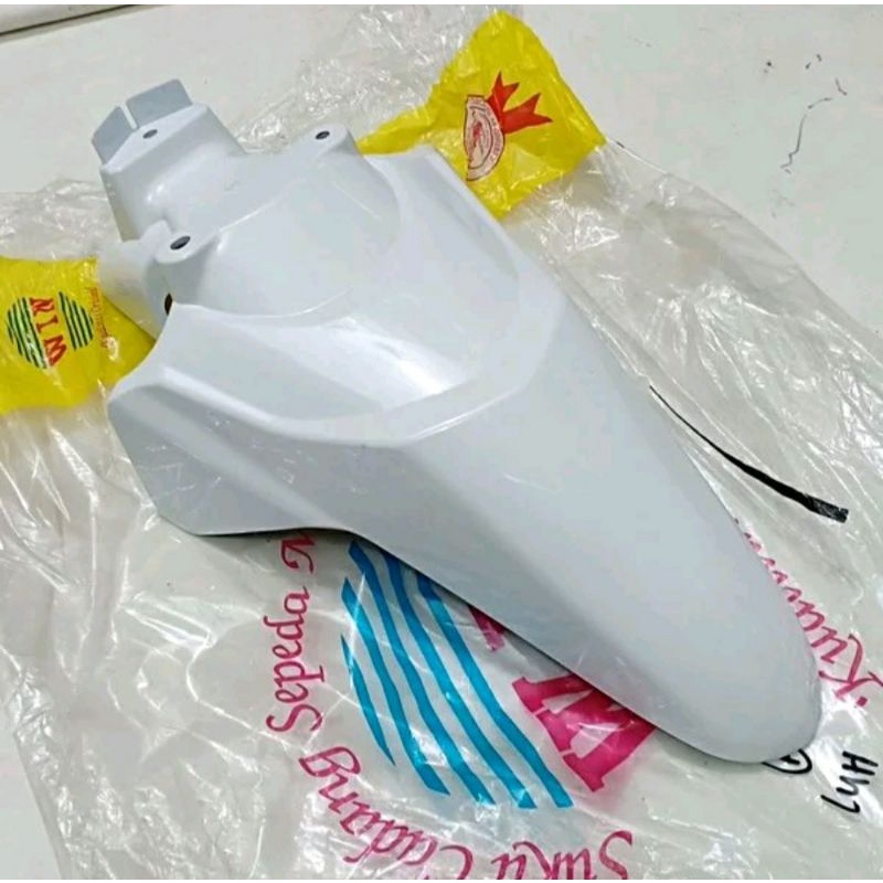 Jual spakbor depan beat karbu tahun 2010-2012,ready warna putih,hitam ...