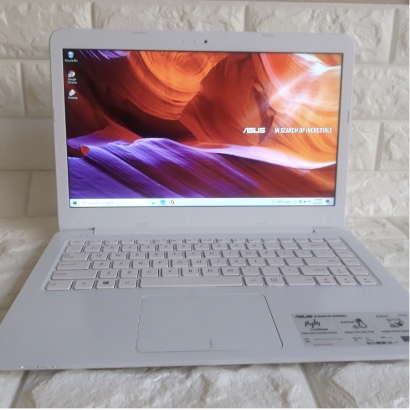 Jual Laptop Asus E402Y Amd E2-7015 Dual core 1.50GHz Ram 4GB SSD 256GB ...