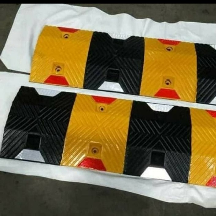 Jual Speed Bump / Polisi Tidur 1 Meter Scoutlite | Shopee Indonesia