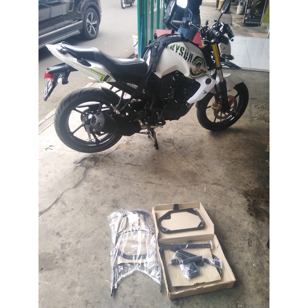 Jual Paket Full Bracket Monorack Yamaha Byson Karbu Old Hartbox ...