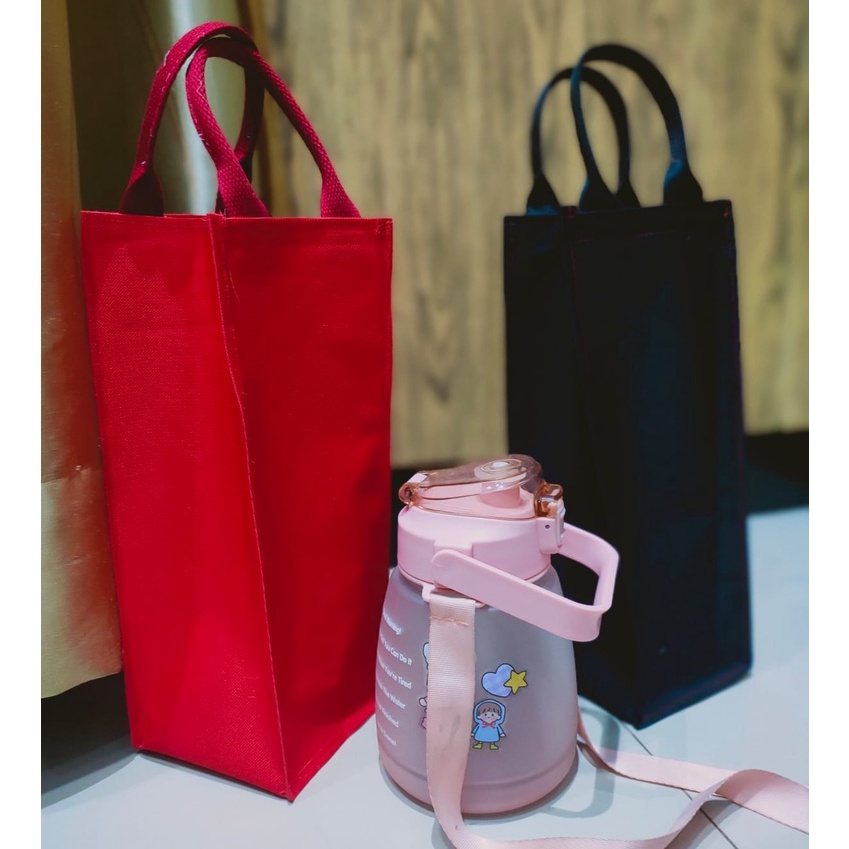 Jual TAS BOTOL MINUM 2 LITER BOTTLE GEMOY VIRAL SIZE 12X12X33 CM WARNA ...