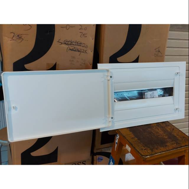 Jual Box MCB Inbo 18 grup merk Hager. IB 18 grup . VF118PM . Dalam ...