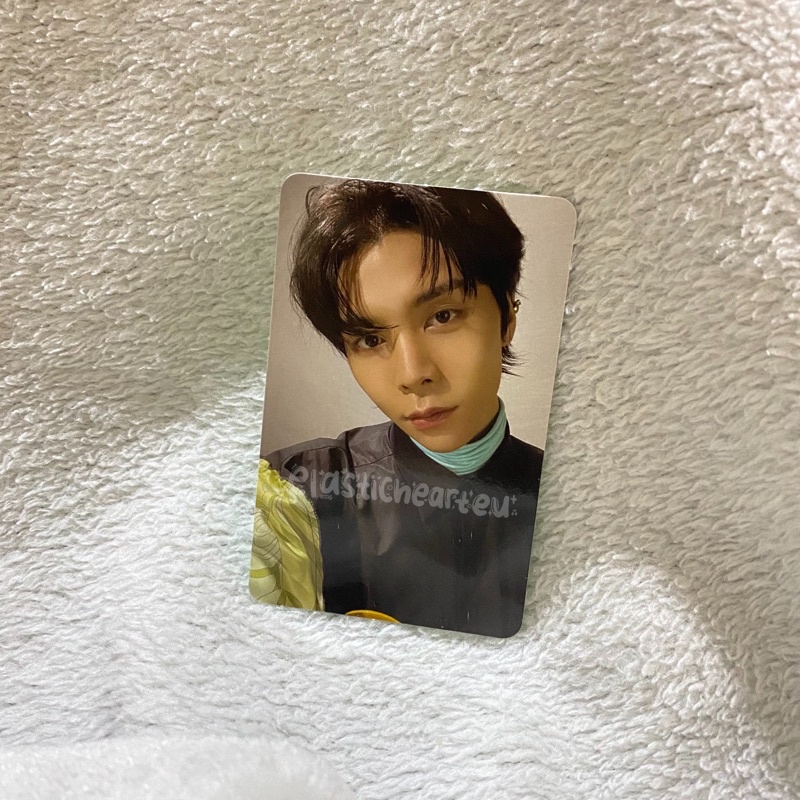 Jual JOHNNY STICKY NCT 127 STICKER PHOTOBOOK | Shopee Indonesia