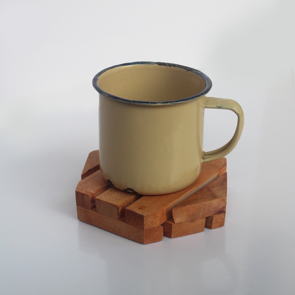 Jual Tatakan Gelas Kayu / Coaster Cangkir Kayu / Properti Foto Produk ...