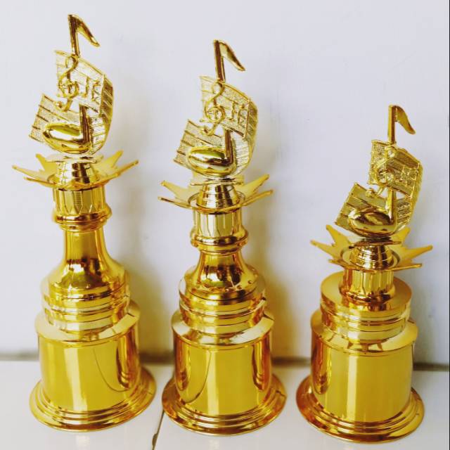 Jual Piala music Piala nada piala lomba menyanyi lomba nyanyi juara ...